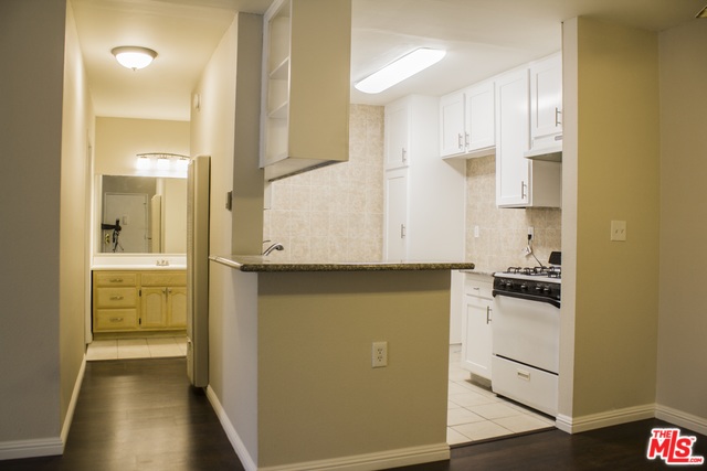 3 - Metropolitan Realty Group